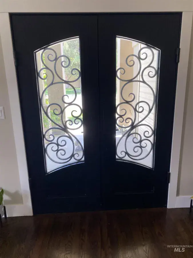 1151 N Torrey Pines Ave. Eagle ID 83616 MLS #98968388